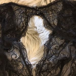 Intimates & Sleepwear | Brand New Beautiful Black Lace Keyhole Bralette ...